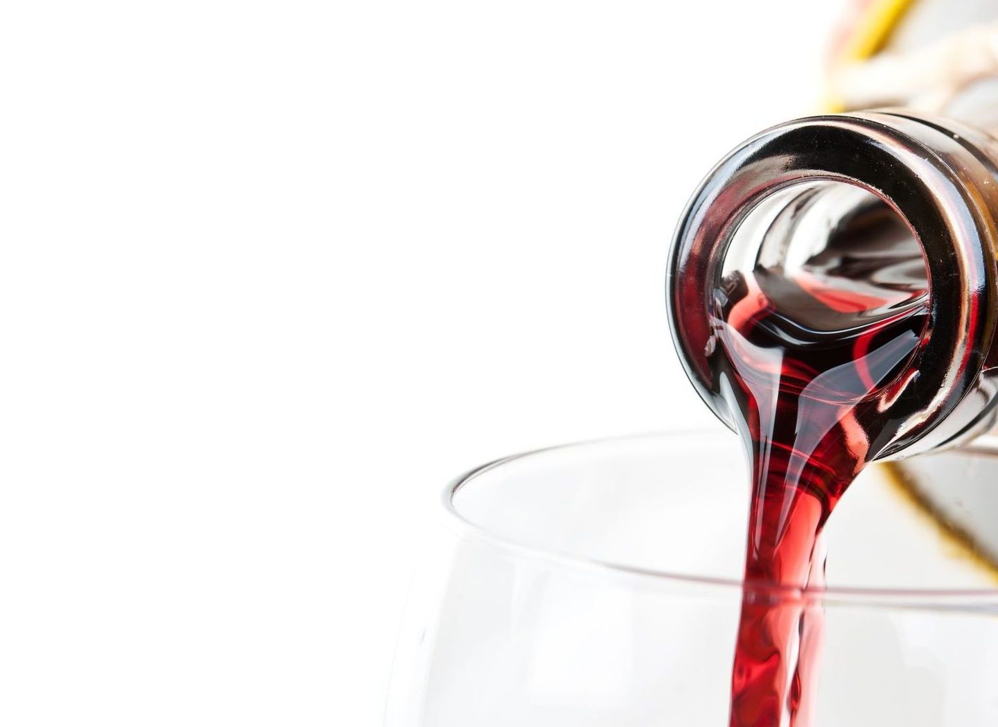 Fungal chitosan for wine clarification and wine makers | KitoZyme